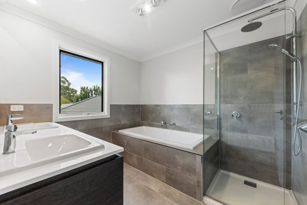 A Suburban Rebuild, Blackburn North - Australian Heritage Homes